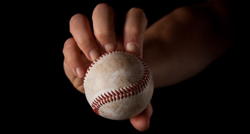 Why the knuckleball takes such a knucklehead path
