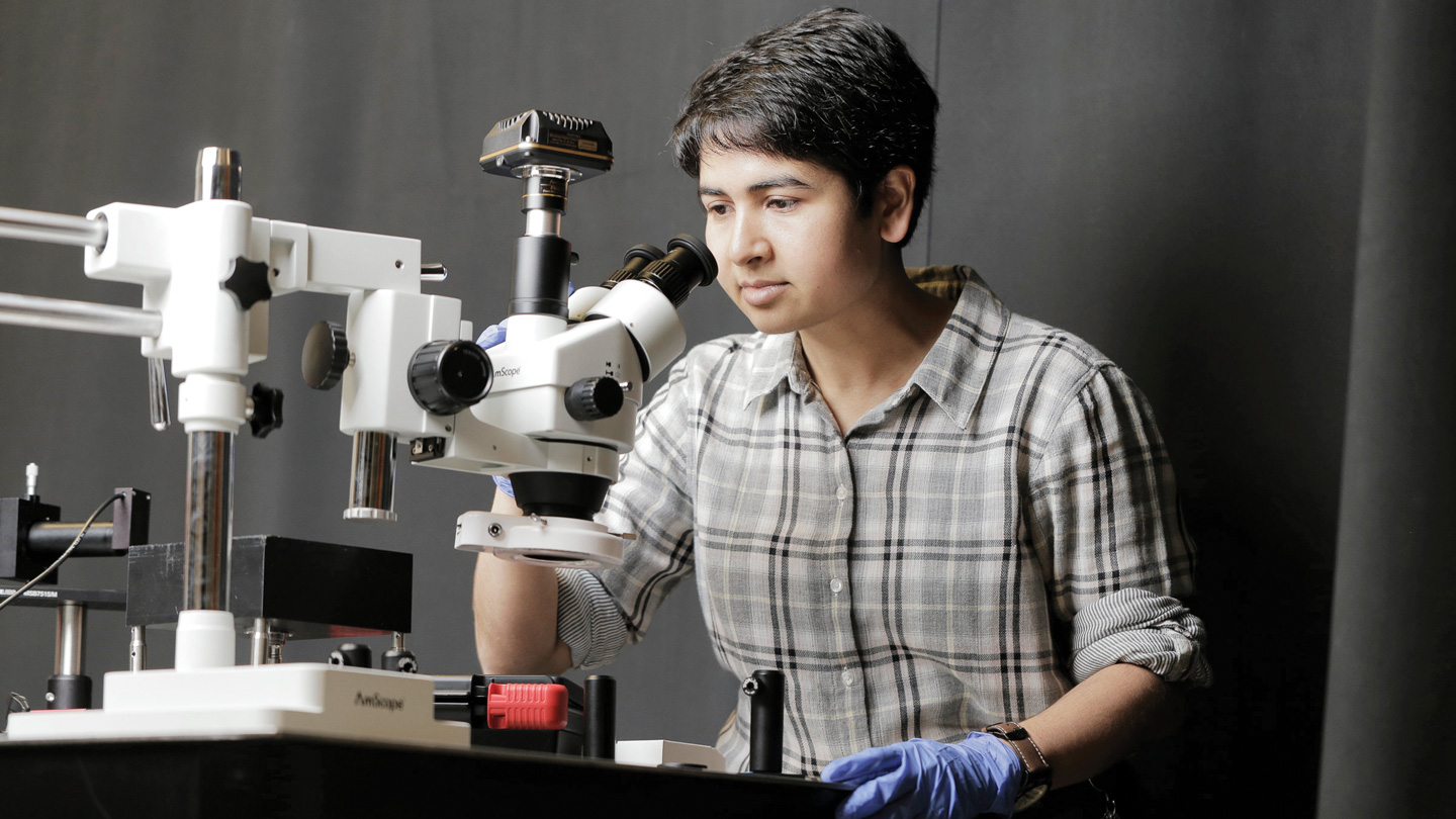 Nanobots can now enter brain cells to spy on what they’re doing