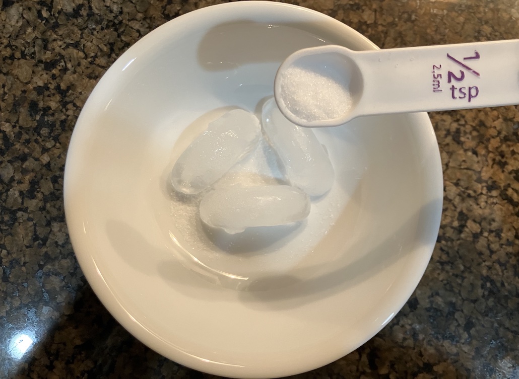 Experiment: What makes ice melt fastest?