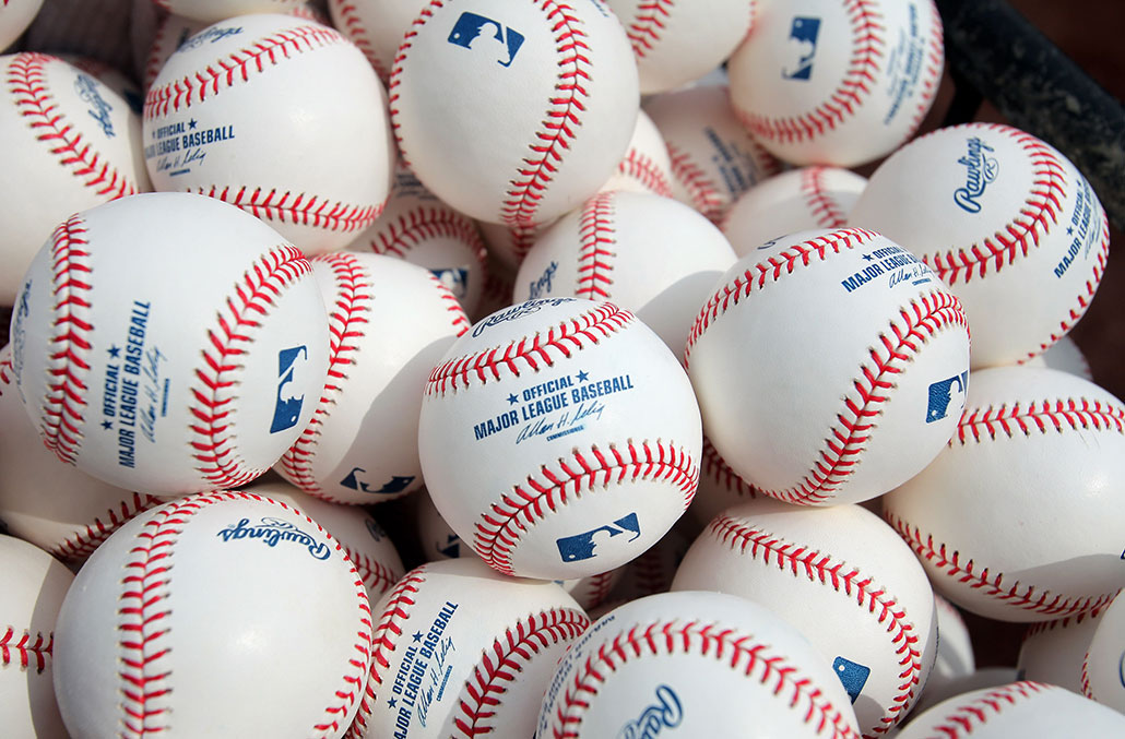 How to make a pitched ball curve to your will