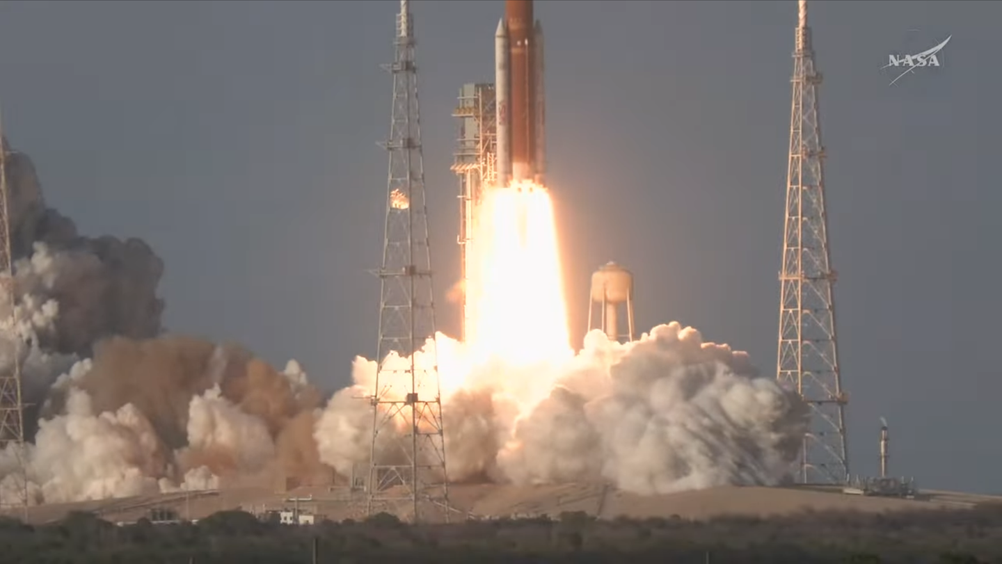 Artemis II is carrying astronauts to the moon